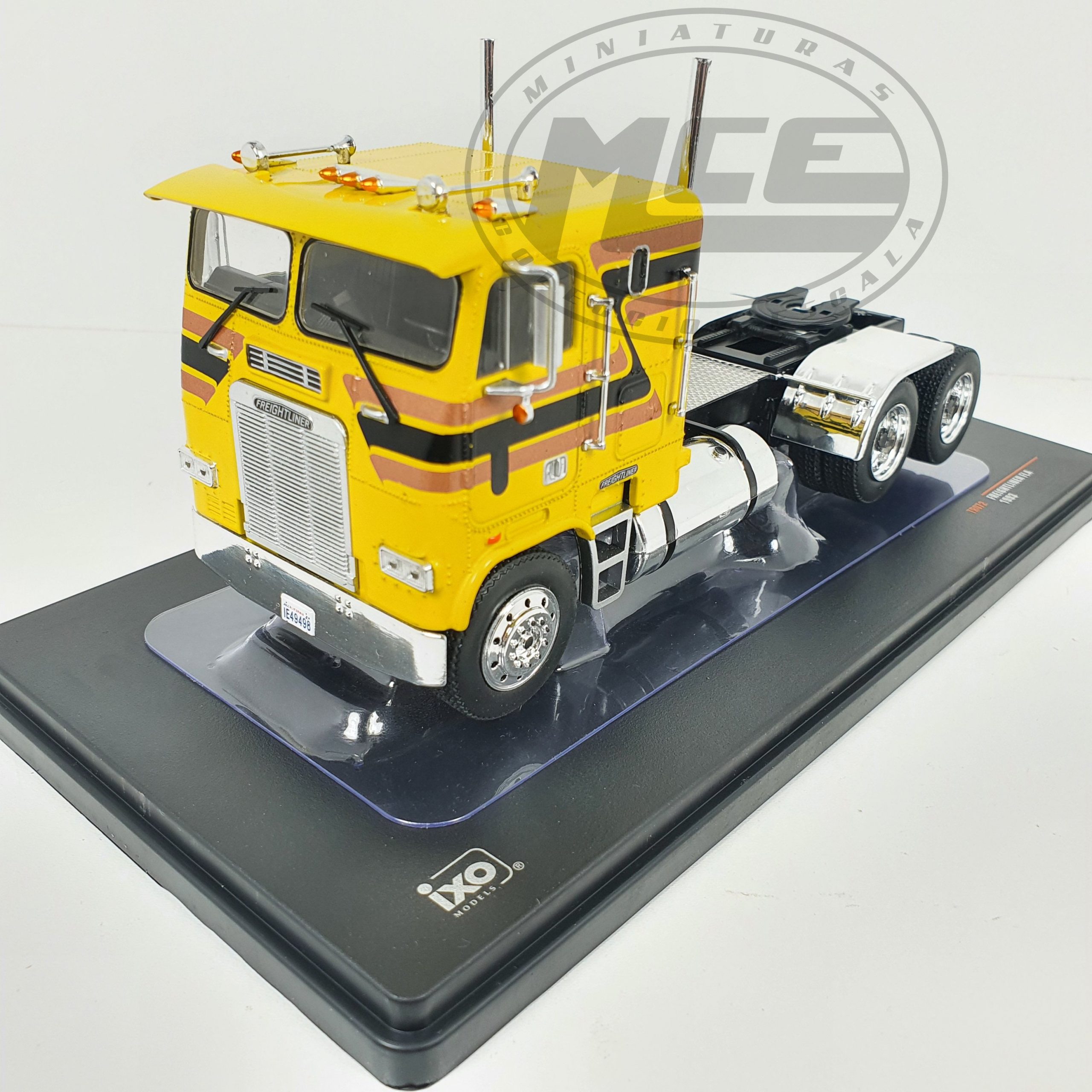 1/43 CAMIÓN TRUCK FREIGHTLINER FLA 1993 AMARILLO YELLOW IXO TR072 - Miniaturas coleccion a escala