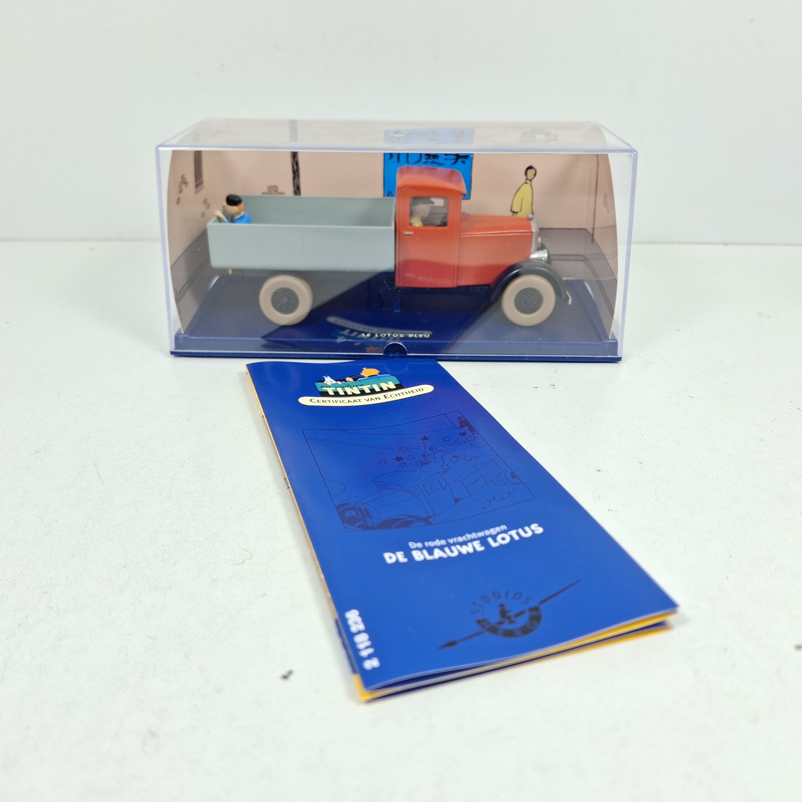 1/43 Coche car auto voiture Tintin Miesse camion rouge 1933 Lotus Bleu ...